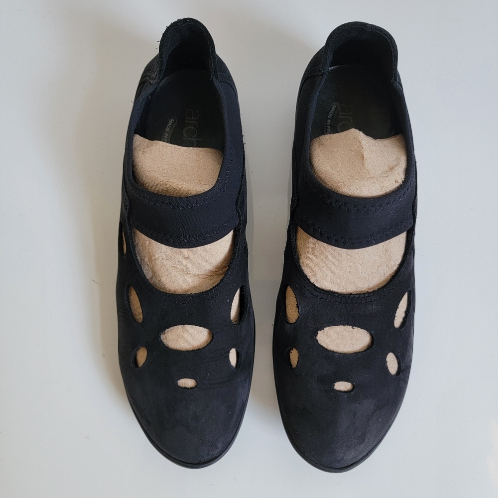 Arche Mary Jane Laser Cut Shoes - Gem